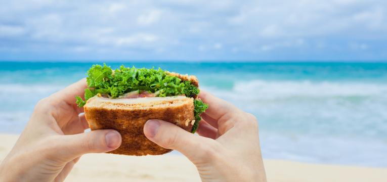Como preparar a lancheira da praia: passo a passo para dias despreocupados