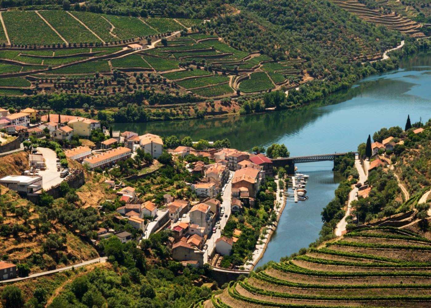 Pinhão: o espírito do Douro numa jornada rio acima
